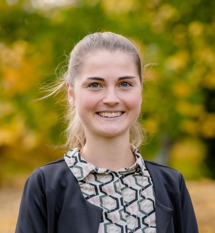 Laura Brand's Instagram, Twitter & Facebook on IDCrawl